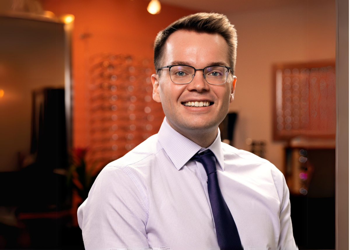 Ophthalmologists in Creve Coeur, Lake St. Louis, MO & Glen Carbon, IL